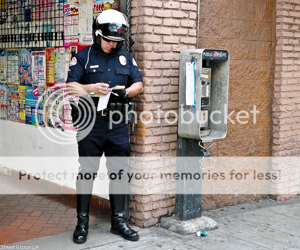 The Good the bad and the ugly....K20D & DA 35F/2.4 meet the streets - Page 2 - Pentax - Photo.net